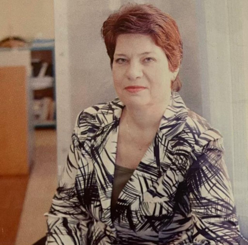 Të njohim përkthyesit tanë: Lorena Dedja! – Media Print